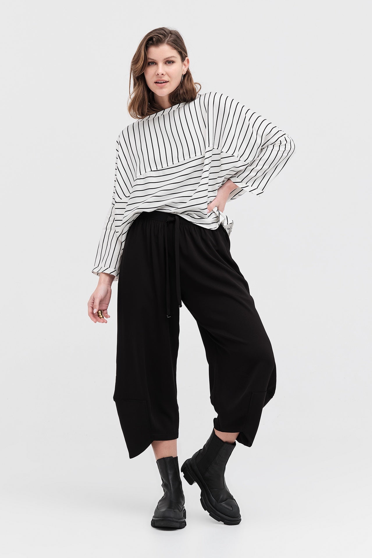 Curved Proceed Pant - Black Crepe in Black - Taylor