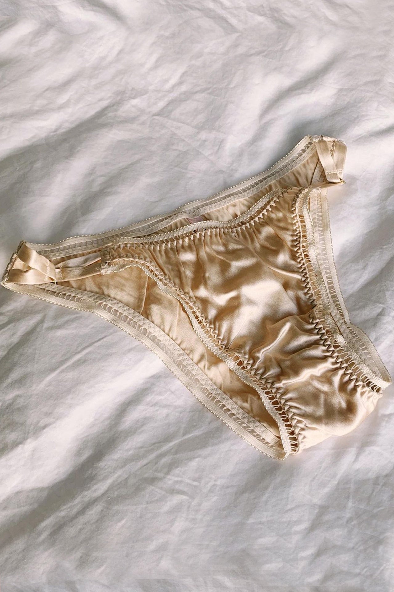 James - Silk Narrow Knicker - Skin in Beige - Taylor